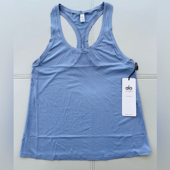 ALO Yoga | Tops | Nwt Alo Yogapulse Tank Top In Blue Moon Size Small ...